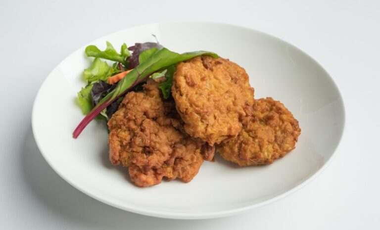 Onion Fritters 5pcs – Taste Fine Food Co